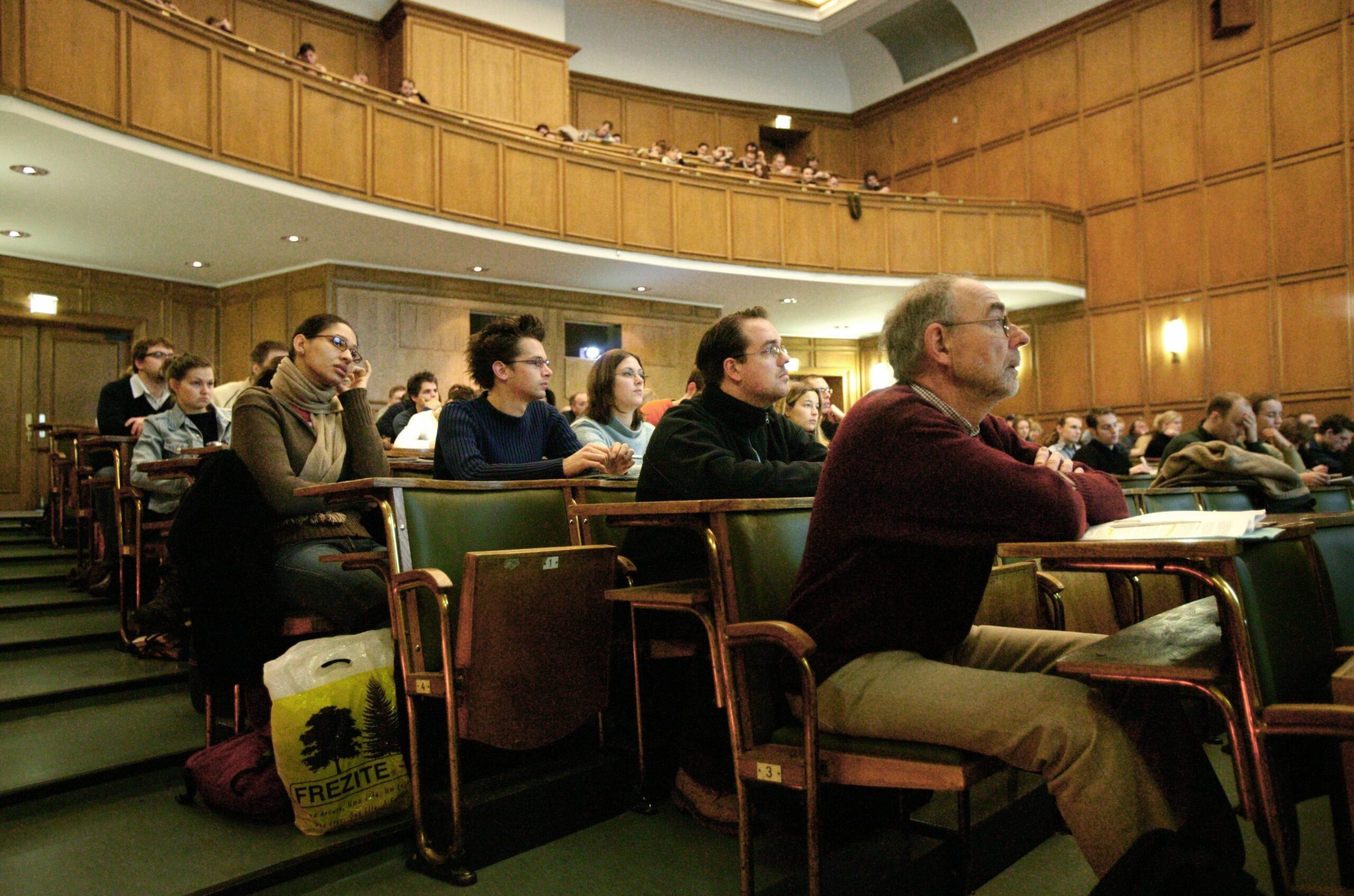 لماذا التعلم مدى الحياة هو جواز السفر الدولي للنجاح - Meta Science